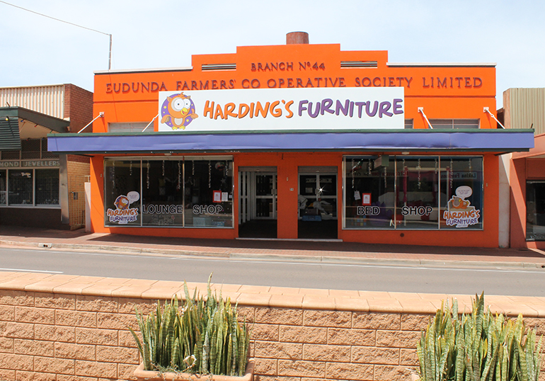 Harding's Furniture | Homemakers Furniture