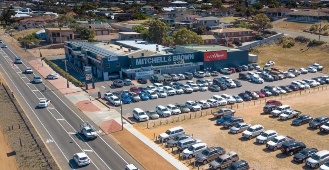 Mitchell & Brown Retravision Geraldton | Furniture in WA
